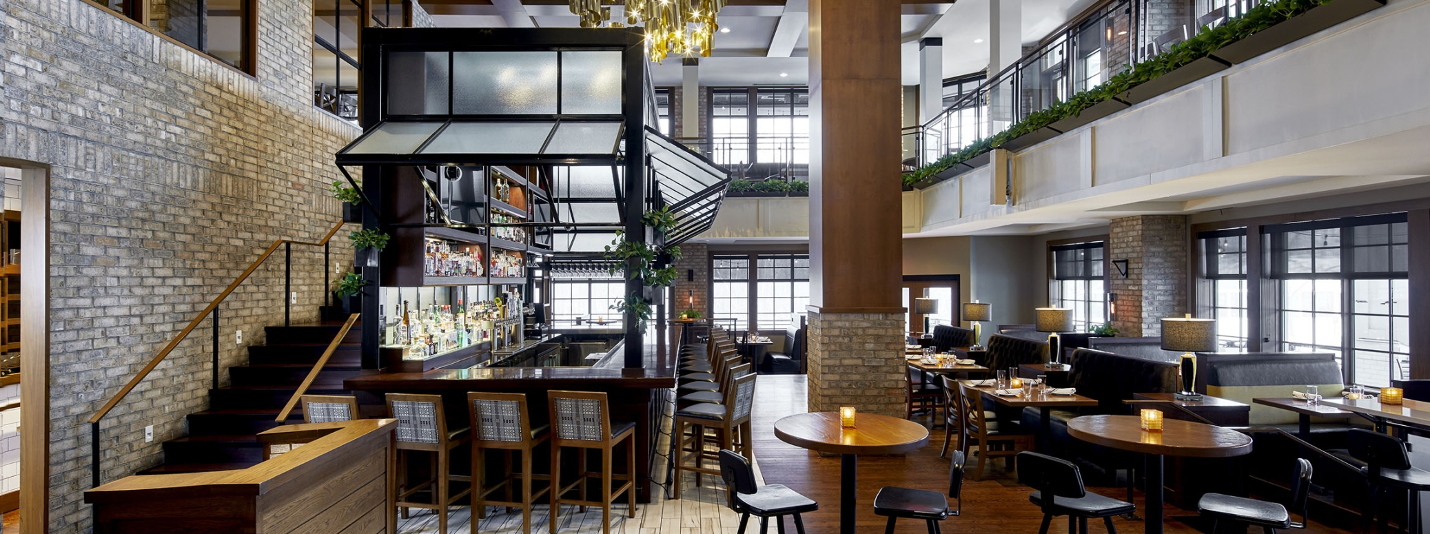 Hotel Landing | Wayzata MN Hotel on Lake Minnetonka