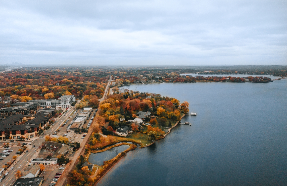 Hotel Landing | Wayzata MN Hotel on Lake Minnetonka